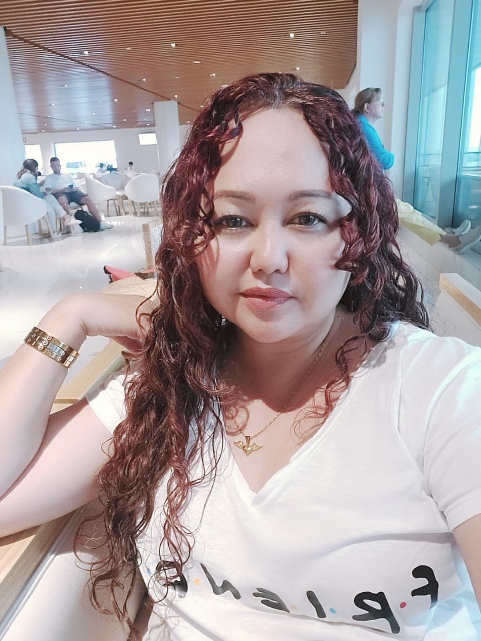 Ms. Deborah Medina Ferrer // Virtual Assistant - Myprofile